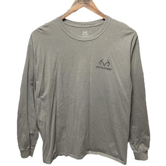 Realtree | Shirts | Realtree Hunting Small Front Logo Deer In Forest ...